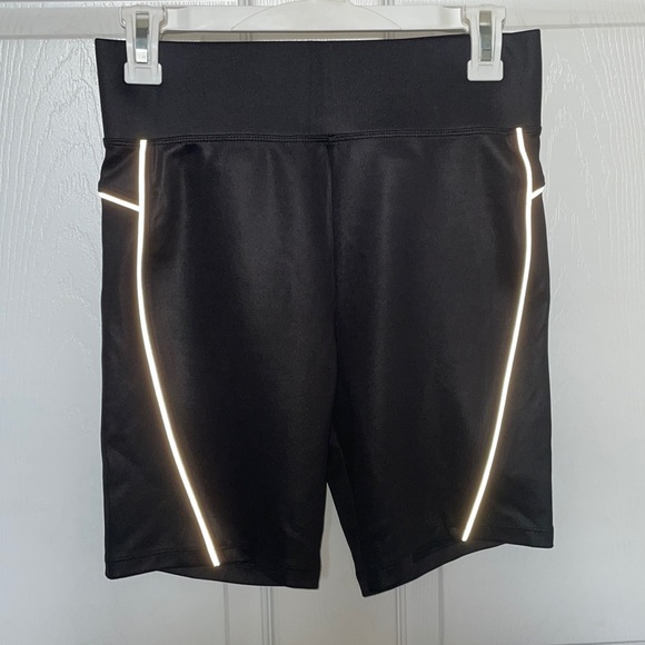 Forever 21 | Shorts | Biker Shorts | Poshmark